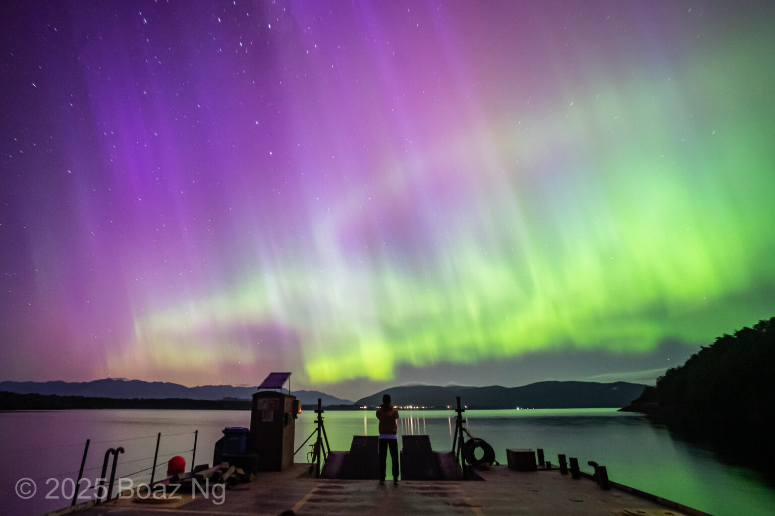 Aurora Australis Over Lake Manapouri, Fiordland, New Zealand - Fierce Flora