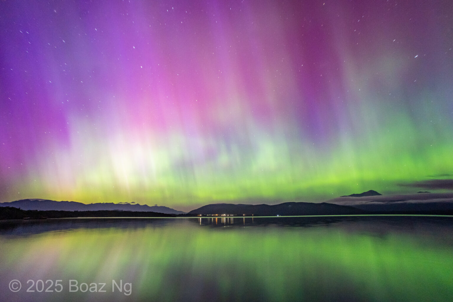 Aurora Australis Over Lake Manapouri, Fiordland, New Zealand - Fierce Flora